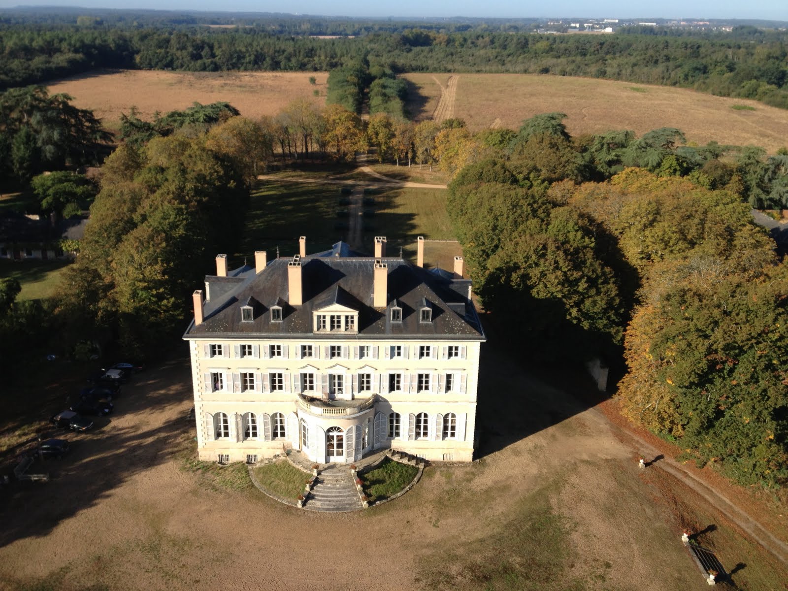 Chateau aerial view | BLUE HARE MAGAZINE